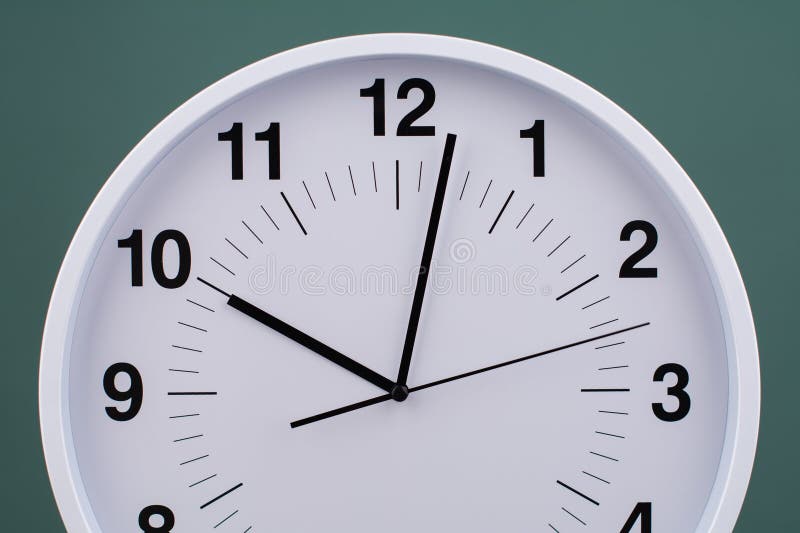 The Clock Tells the Time of Work and Life, Working with Time and Giving ...