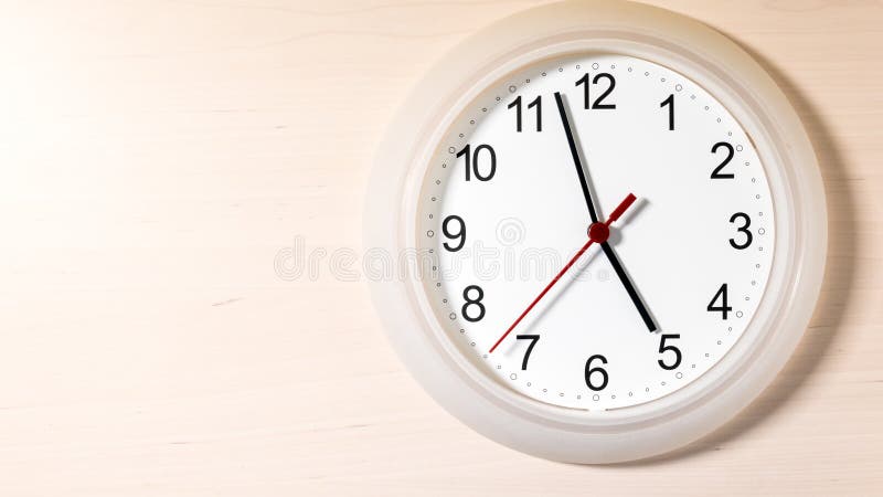 257 Five Hours Clock Face Stock Photos - Free & Royalty-Free Stock ...
