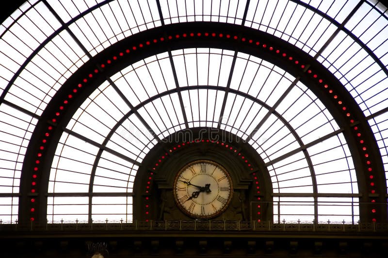 Clock in train station stock image. Image of hall, architecture - 6039913