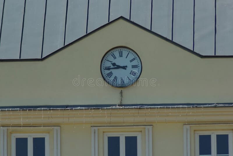 9 45 Clock Stock Photos - Free & Royalty-Free Stock Photos from Dreamstime