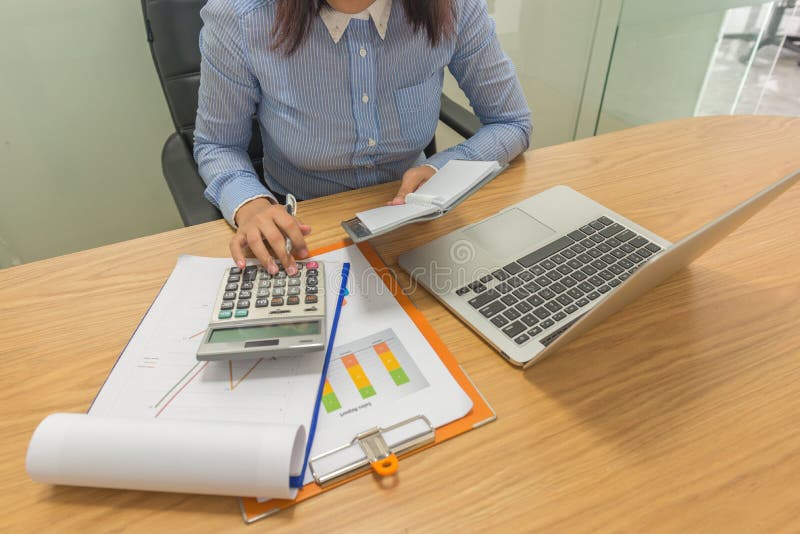 Close-up of Accountant Hand Using Calculator in Office Stock Image ...