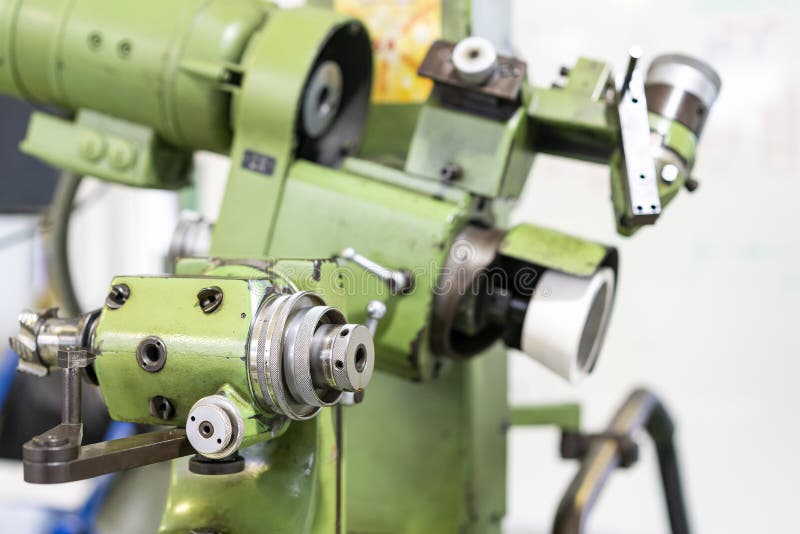 Close Up Adjustment Tool Holder of Multipurpose Semi Auto High ...