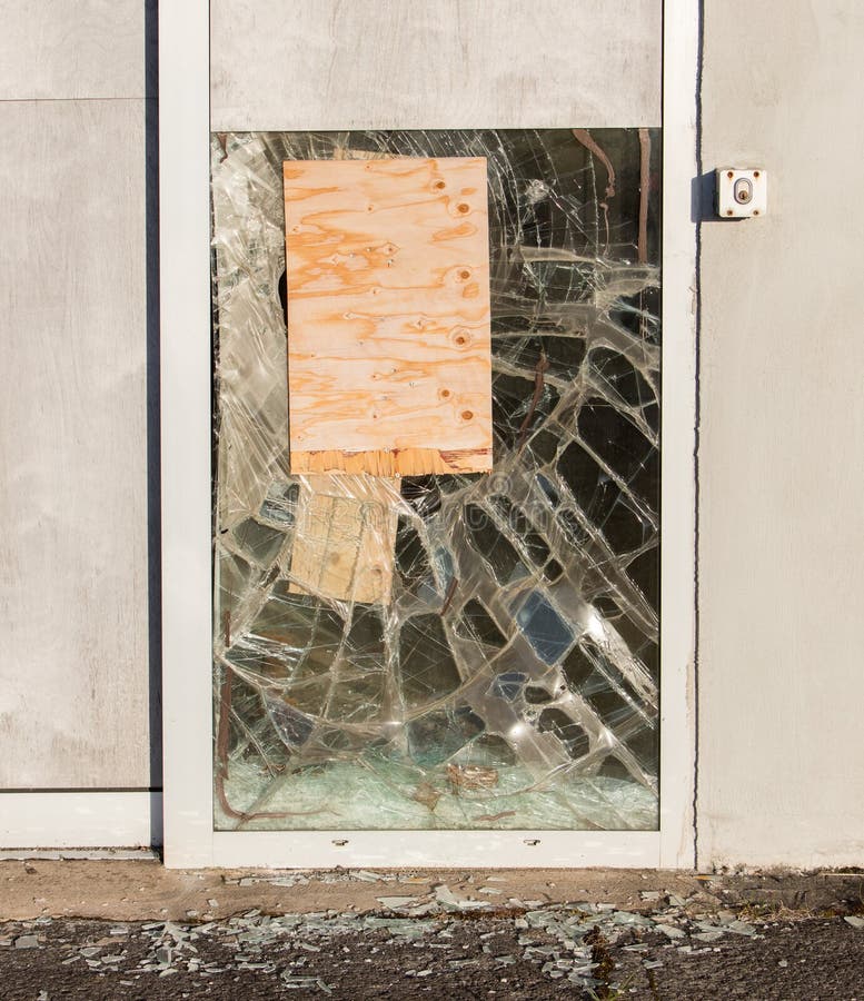 Broken Window Crime Scene Stock Photos - Download 633 Royalty Free Photos