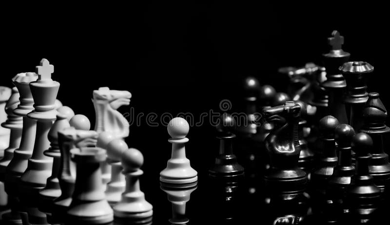 Close Up of Chess Pieces on a Reflective Mirror Board Surface Wi Stock ...