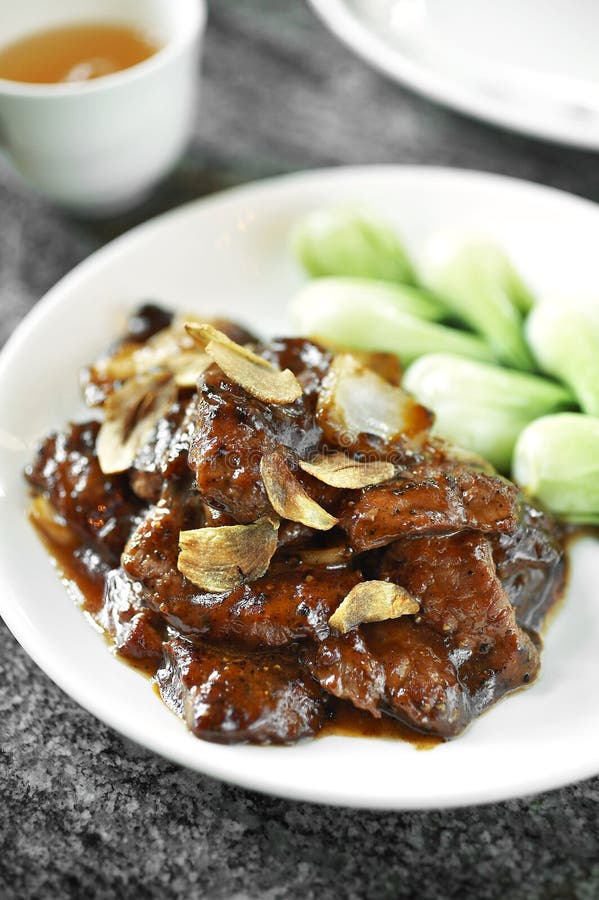 Close Up Chinese Beef Fried Stock Image - Image of chinese, cuisine ...