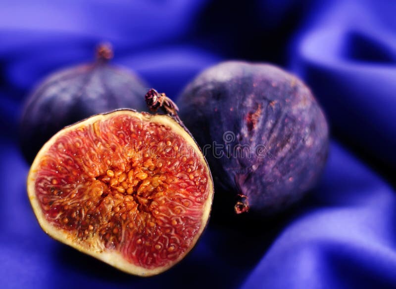 Close up da fruta do figo foto de stock. Imagem de fatia - 7039108
