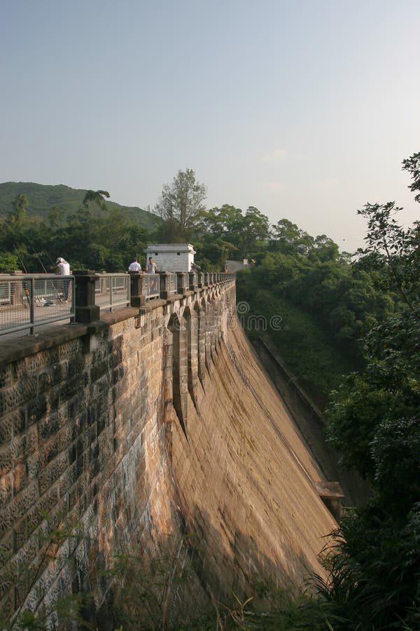 A Close Up of the Dam Wall , Aberdeen Reservoir 8 Oct 2005 Editorial ...