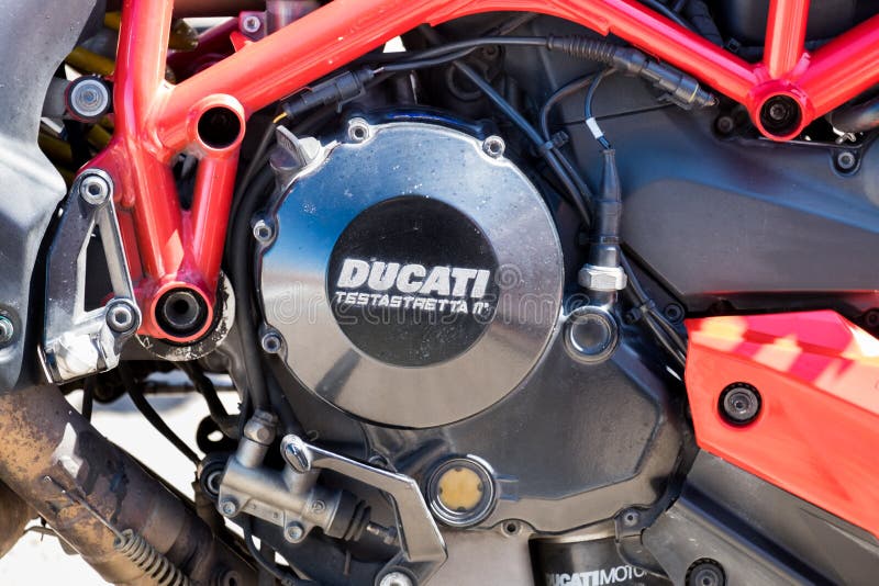 Close-up of Ducati Testastretta 11 Engine Editorial Photo - Image of ...