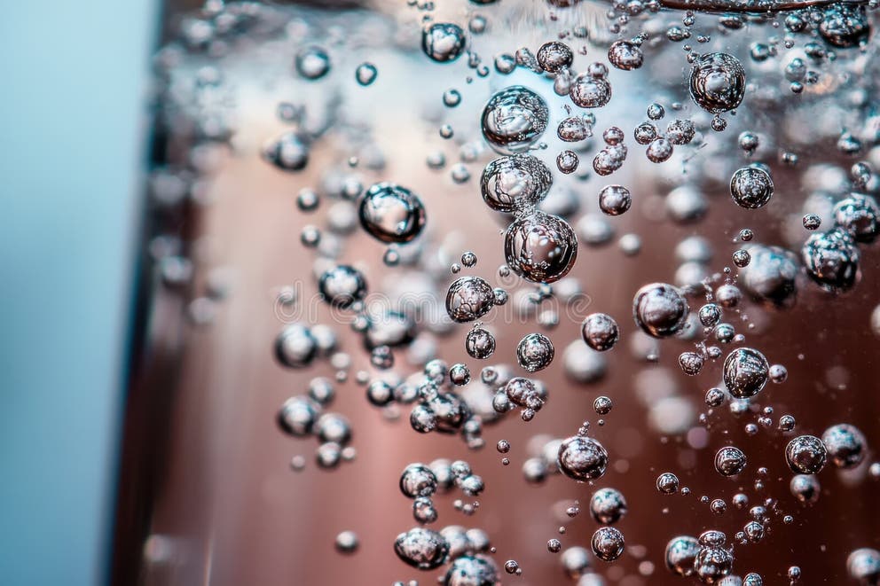 Close-Up of Effervescent Bubbles in Liquid - Abstract and Refreshing ...