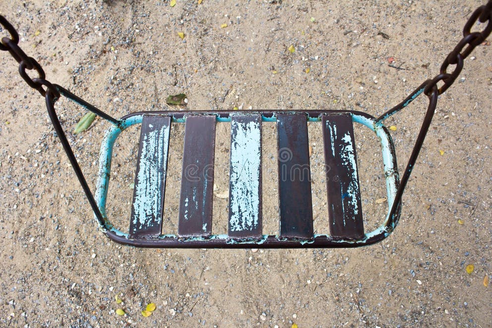 Close Up Empty Chain Swings Stock Image - Image of adorable, rope: 34265561