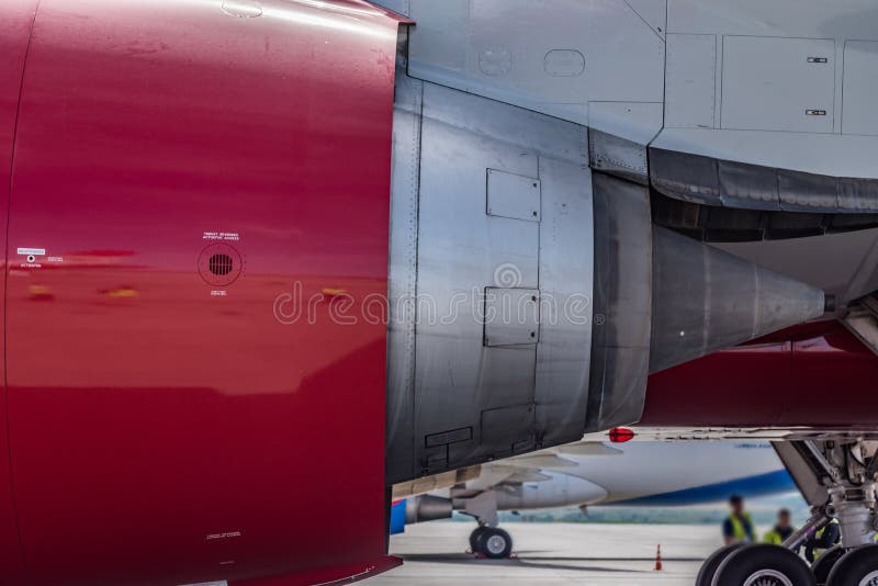 Close Up Engine of Red Boeing 777 Stock Image - Image of b777, aerial ...
