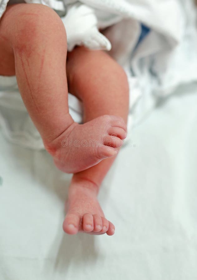 Close Up Feet of New Born Baby Stock Photo - Image of birth, detail ...