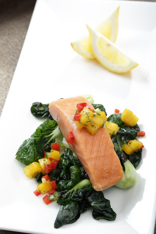 Close up Fresh Samol stock image. Image of fresh, plate - 35556017