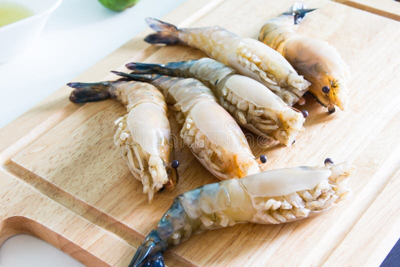 Fresh shrimp shrimp river stock photo. Image of ingredient - 100484340