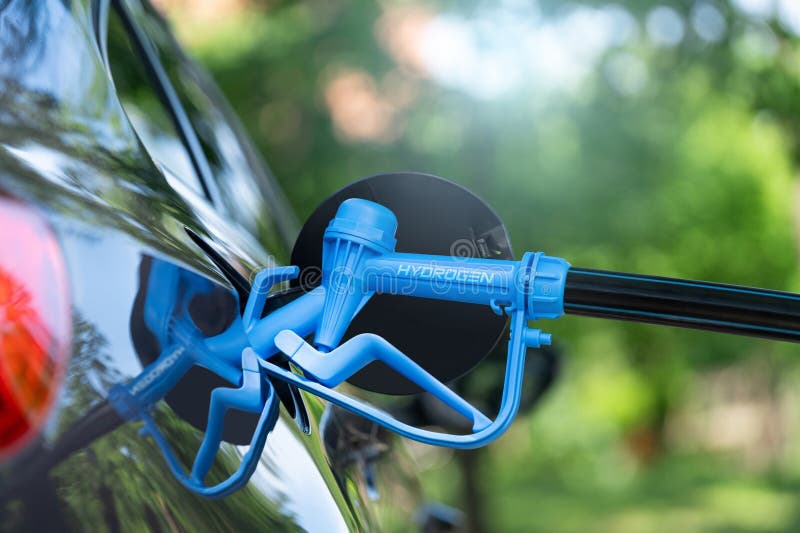 Close Up of Fuel Cell Car with Connected Hydrogen Fueling Nozzle Stock ...