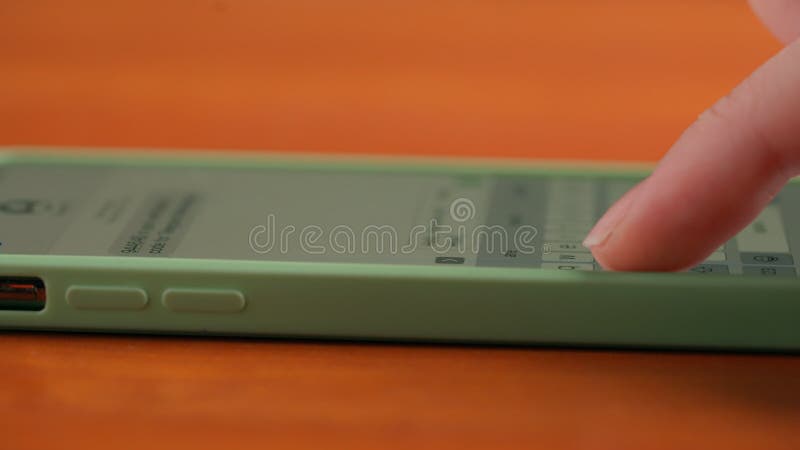 Hand Types Message Smartphone Screen Wooden Table Stock Photos - Free ...