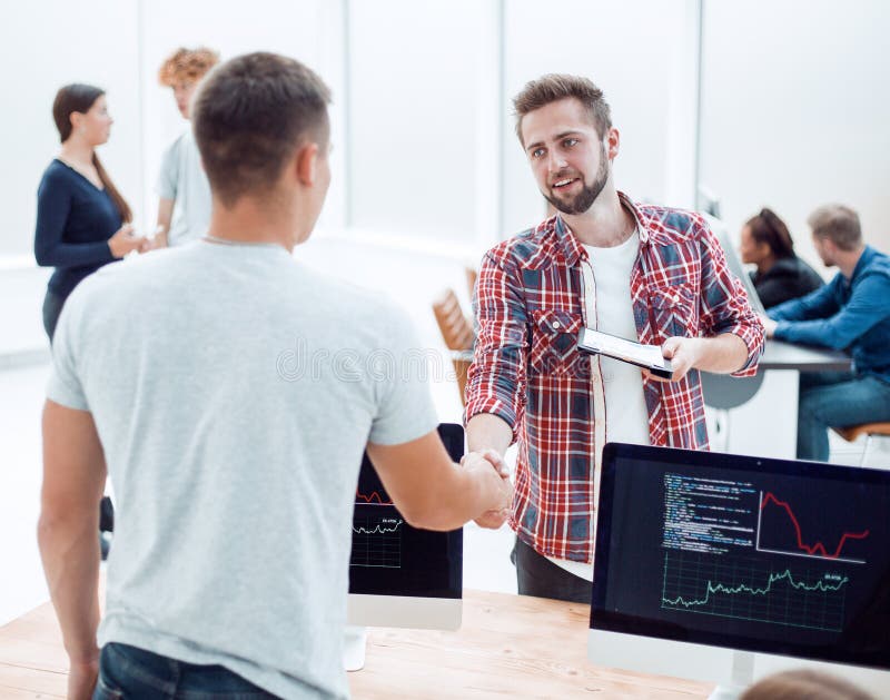 Close Up.handshake of Colleagues Over the Office Table Stock Photo ...