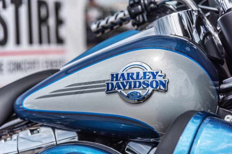 Close Up of a Harley Davidson Tank Emblem Editorial Image - Image of ...