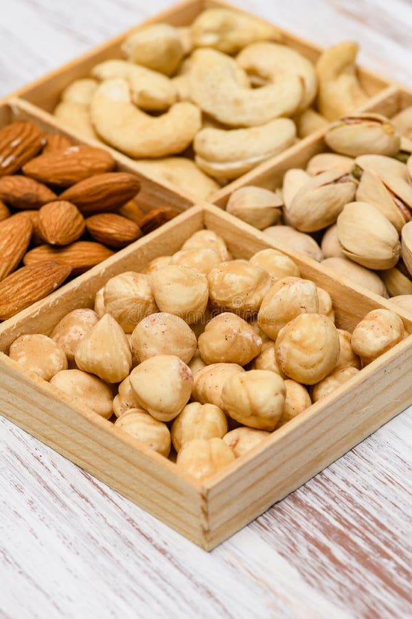 Close-up of Hazelnuts in a Wooden Box Stock Photo - Image of almendra ...