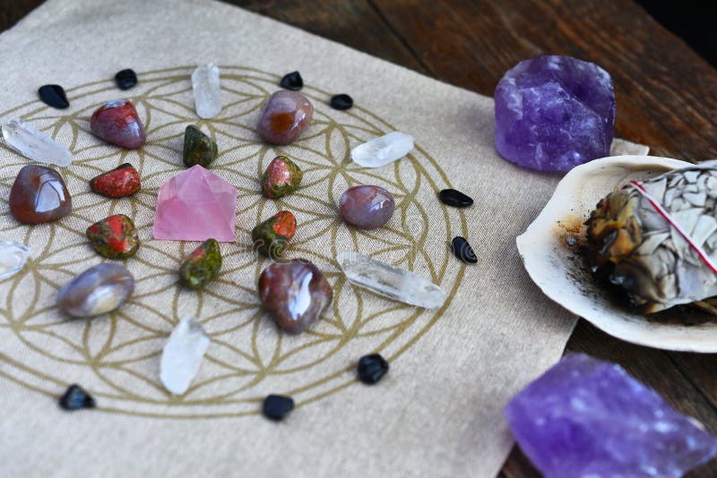 Crystal Healing Grid and Sacred Geometry Stock Image - Image of life ...