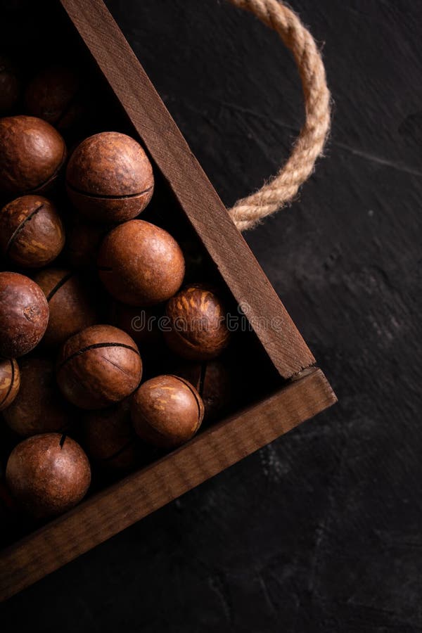 Macadamia Nuts in a Wooden Box Stock Photo - Image of macadamia, wooden ...