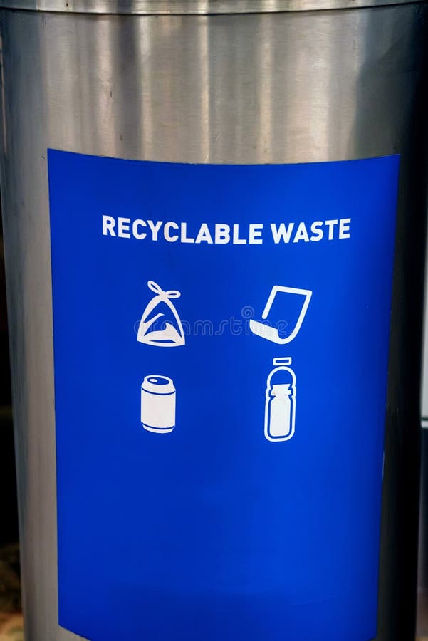Close Up Recyclable Waste Bin Stock Image - Image of bottle, full ...