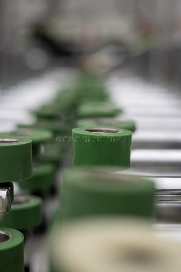 Industrial Roller Array with Cylindrical Green Components – Conveyor ...