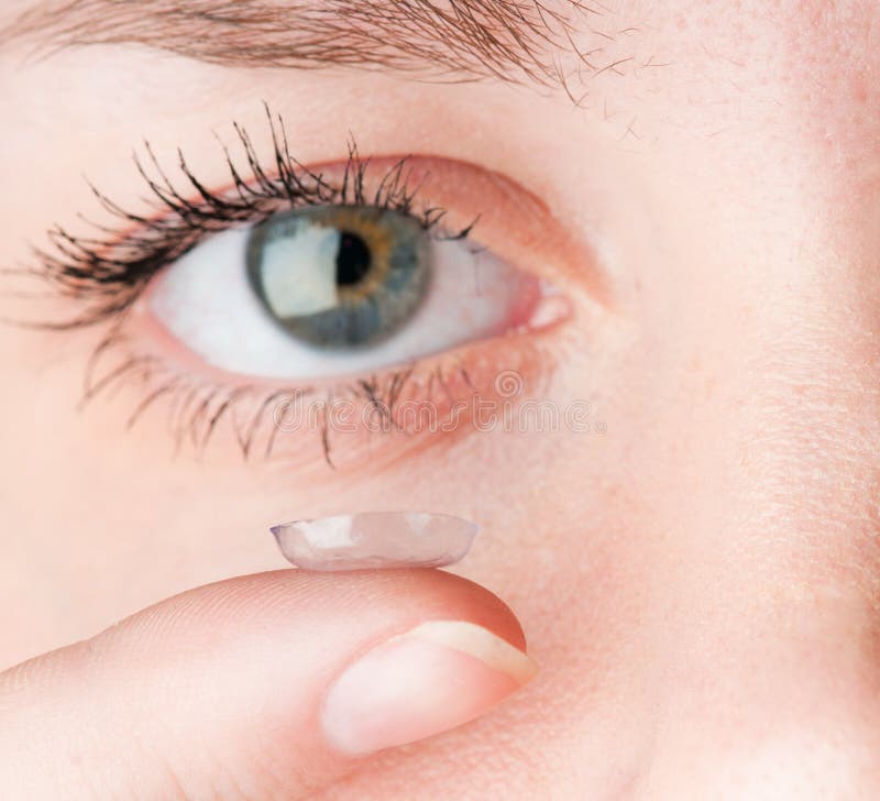 Close Up of Inserting Contact Lens in Female Eye Stock Image - Image of ...