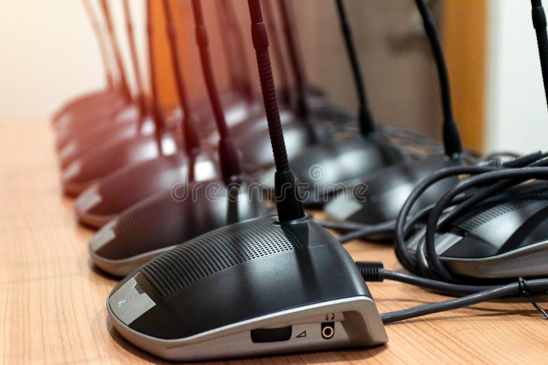 Speaker Line Array Stock Photos - Free & Royalty-Free Stock Photos from ...