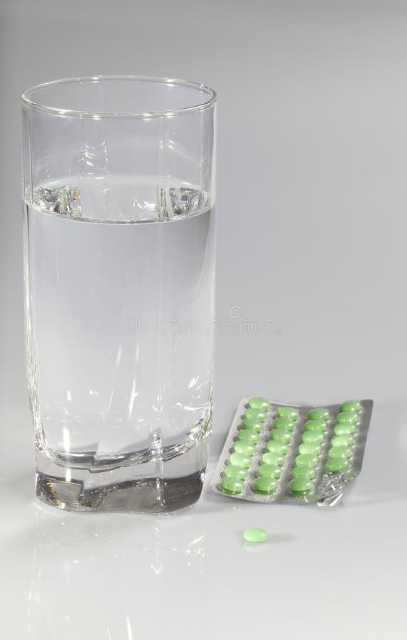Dissolving Effervescent Tablets Stock Image - Image of closeup, health ...
