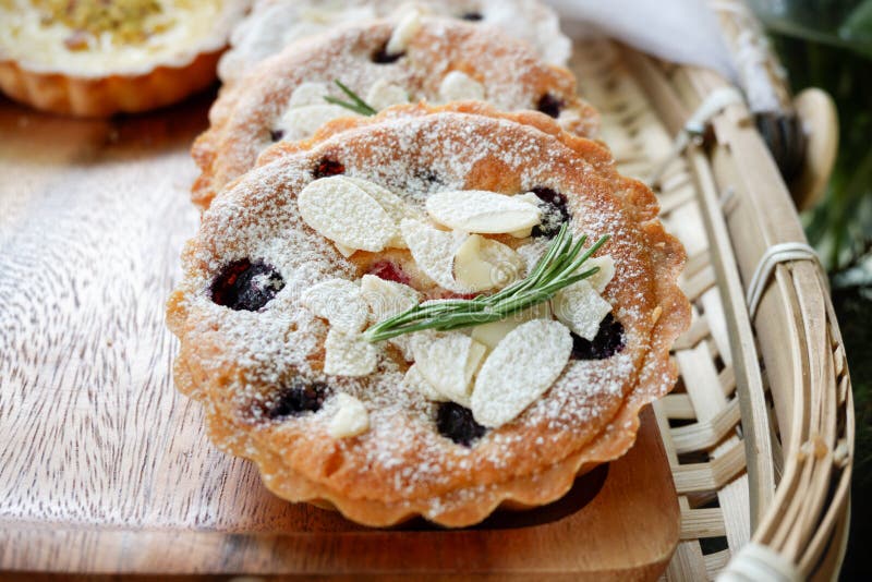 Close Up Mixed Berries Tart Stock Image - Image of berry, mixed: 97038409