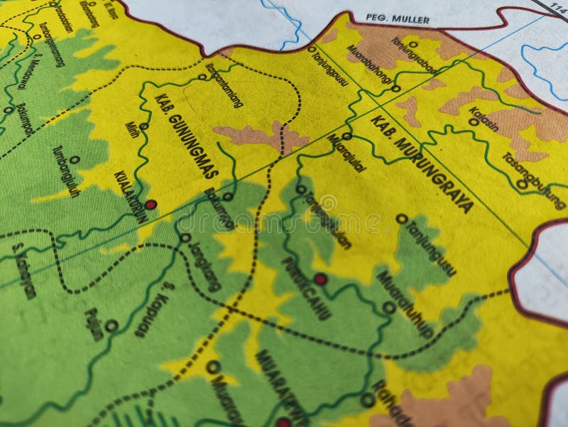 Murung Raya Regency Map and Major Cities Around it on Physical Map ...