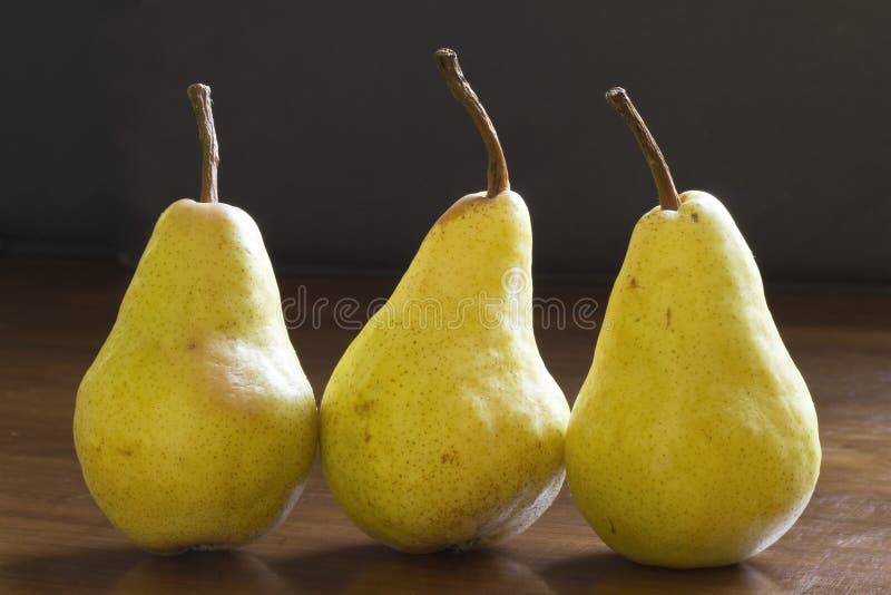 Close Up of Natural Looking Pears Stock Image - Image of foodstuff ...