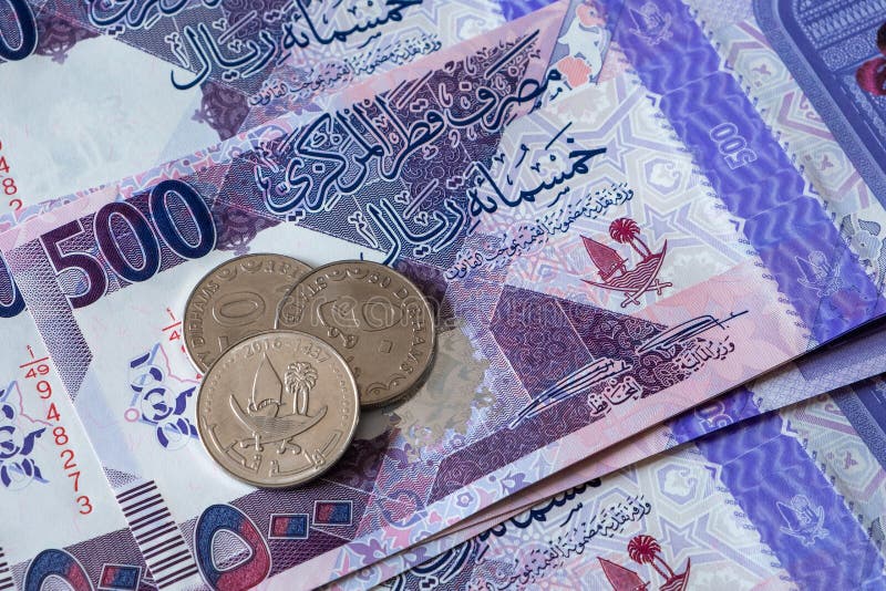 New 500 Qatari Riyal Banknote Stock Photo - Image of business, bank ...