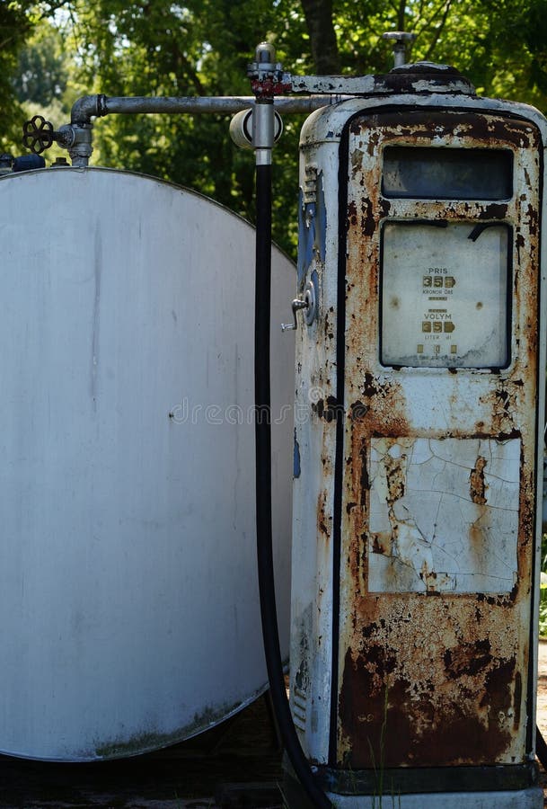 Close Up of Old Abandoned Gas Pump Stock Photo - Image of rust, retro ...