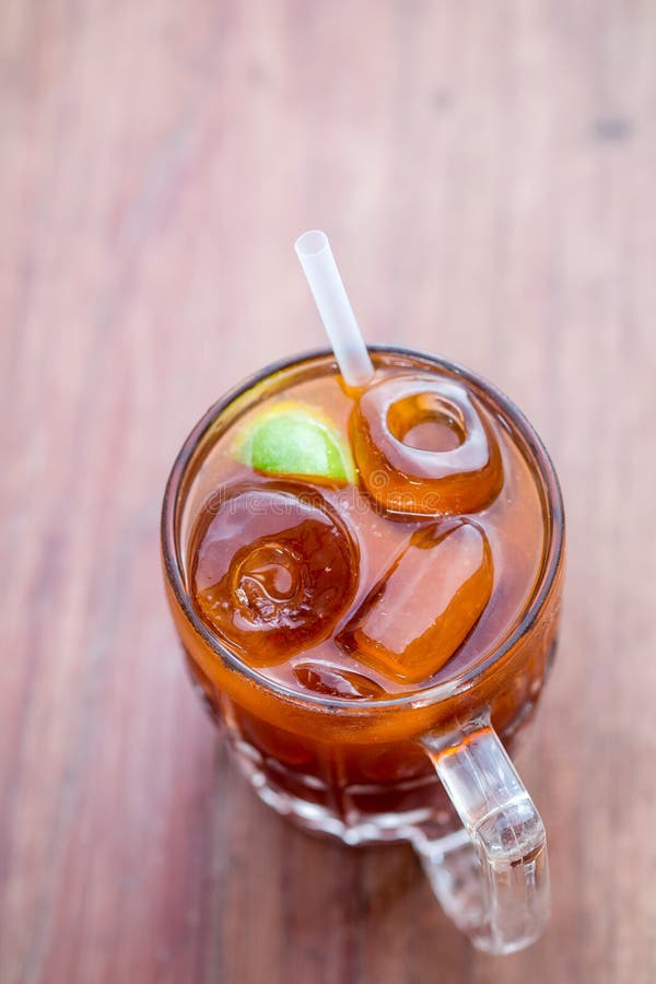 Close Up of Old Fashioned Ice Lemon Tea Stock Image - Image of ...