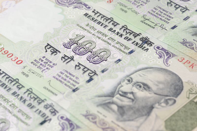 Close Up of One Hundred Rupees Stock Photo - Image of font, close: 45351122