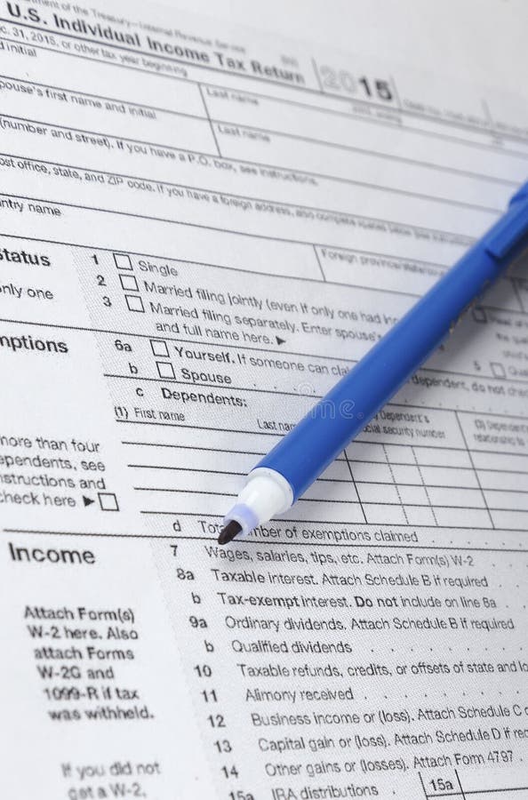 Close Up of a Pen and Form 1040 Editorial Photography - Image of april ...