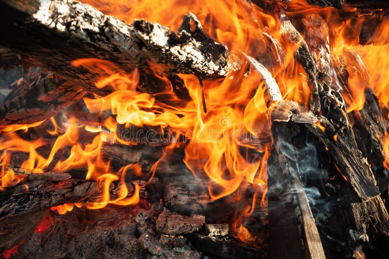 Close Up Photo of Big Bonfire Stock Photo - Image of campfire, natural ...