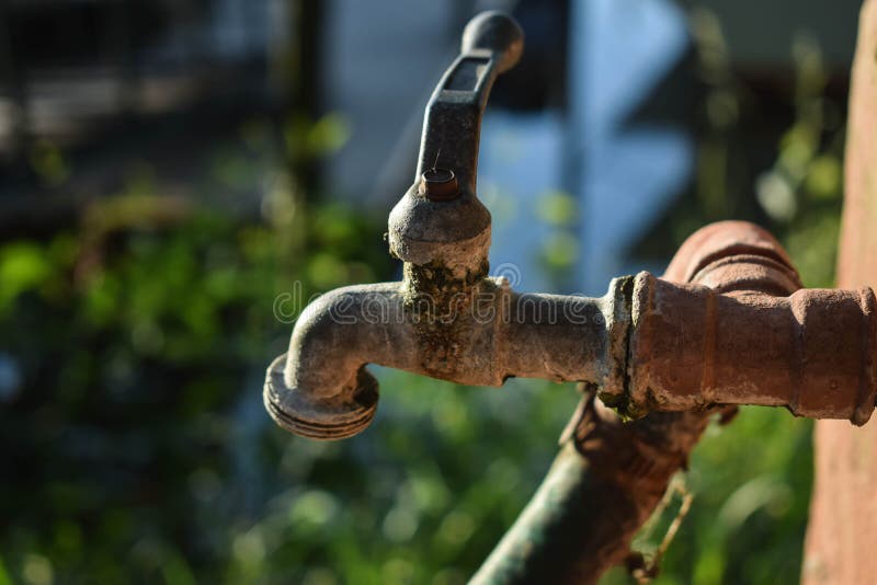 Rusty chain link stock image. Image of chain, link, rust - 191653805
