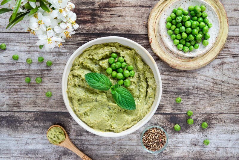 Homemade pea puree stock image. Image of healthy, plate - 218939803