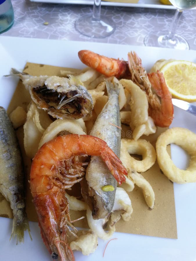 Mixed fried fish platter stock photo. Image of marriage - 268006638