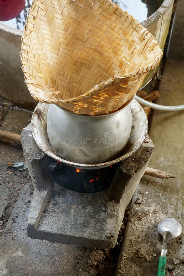 Pot boiled on fire stove stock image. Image of cooking - 113116223