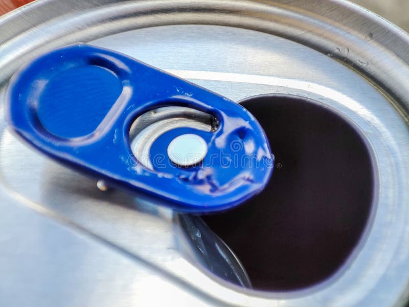 Close Up Ring Pull Tab Aluminum of Cans. Close Up of Aluminum Can on a ...