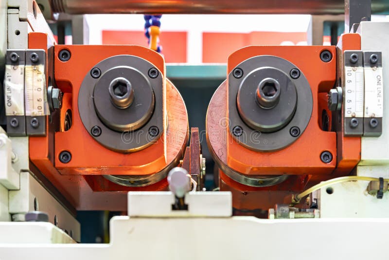 Close Up Roller and Work Support Blade or Work Rest of Continuous ...