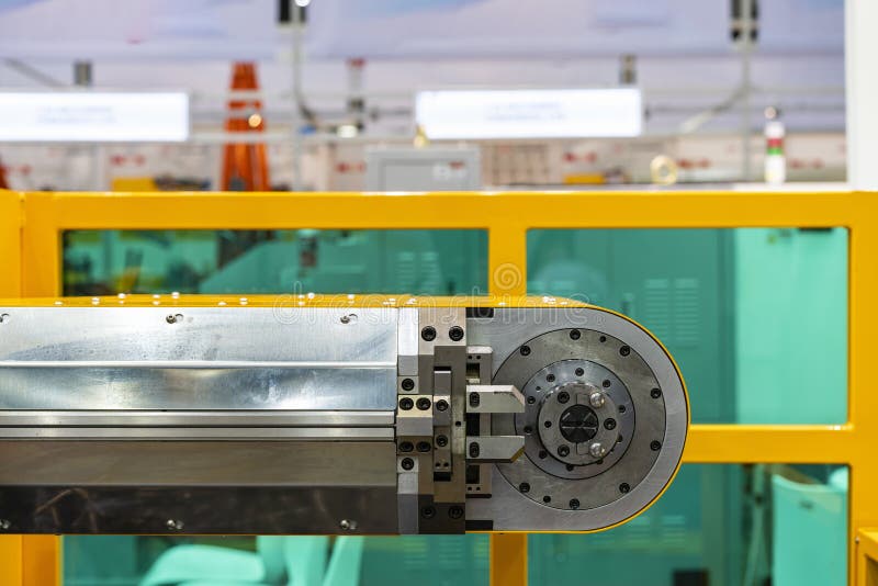 Close Up Rotation Head or Turning Arm of Automatic and Precision ...