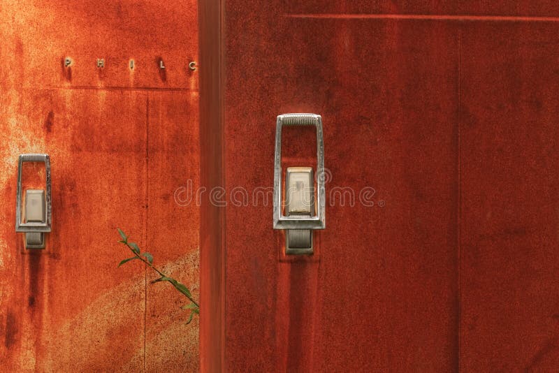 Old rusty refrigerator stock image. Image of handle, corroded - 4366553