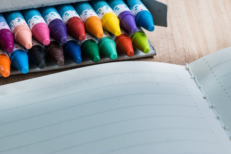 Close Up Set of Crayon in the Box Stock Image - Image of creativity ...