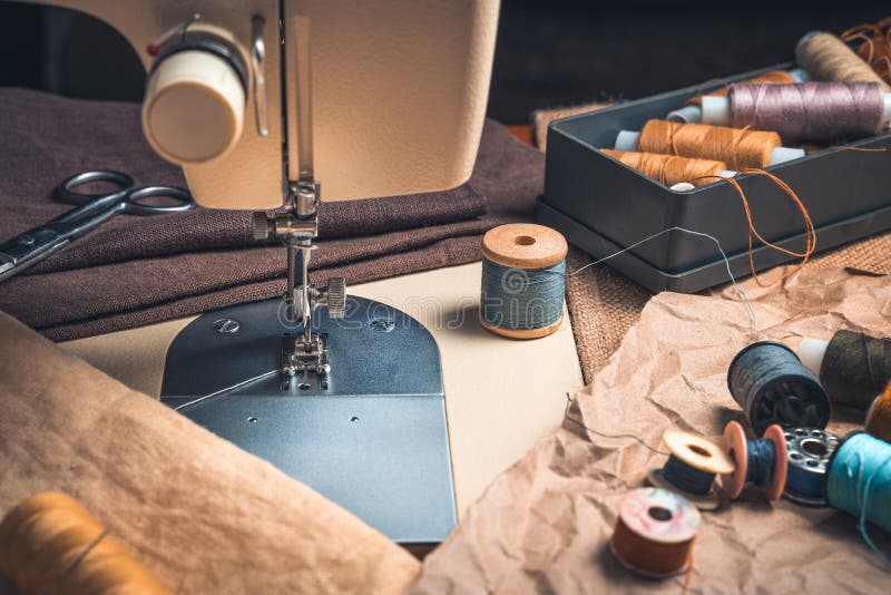 700 Sewing Machine Side View Stock Photos - Free & Royalty-Free Stock ...