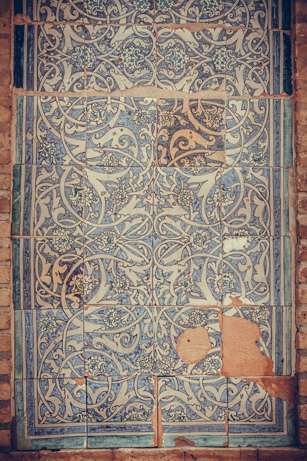 Arabic Decorations on a Wall Stock Photo - Image of antique, wall: 95710774